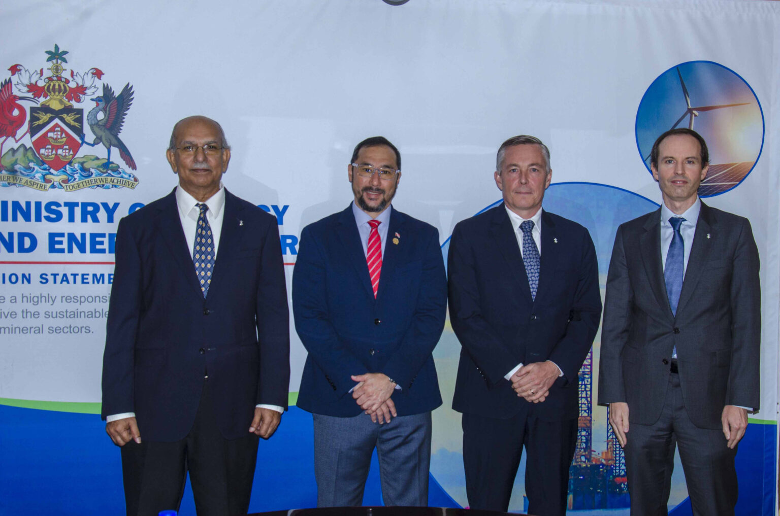 Ministry of Energy and Energy Industries | Minister Young Meets With ...